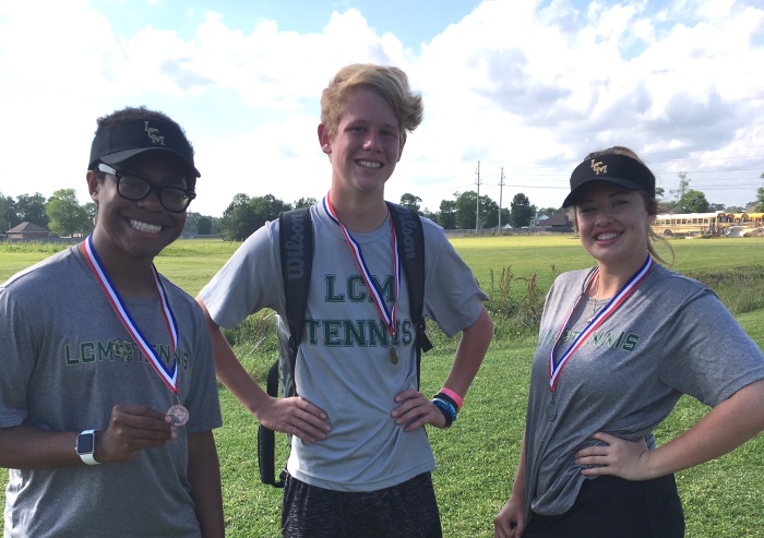 Bear Tennis Brings Home Three Medals - KOGT