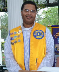 Roberts Takes Lead With Lions - KOGT