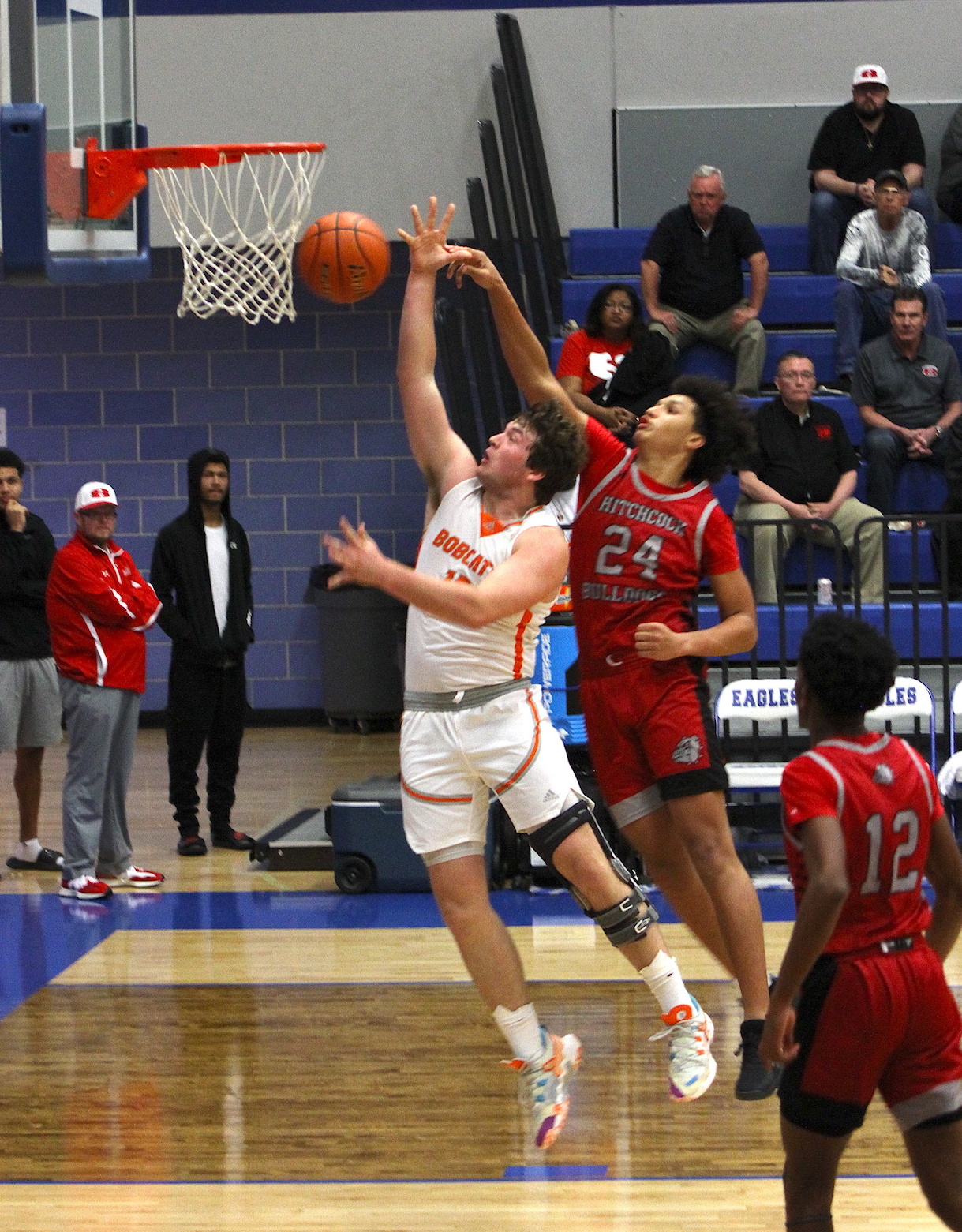 Season Ends For Bobcats, Bears - KOGT