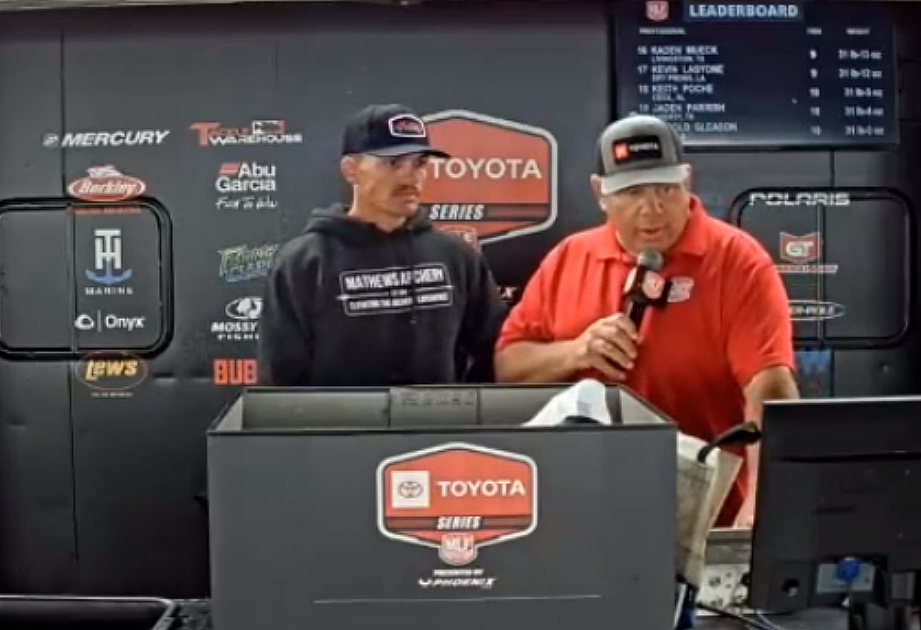 Dickerson, Harris Fish In Finals - KOGT